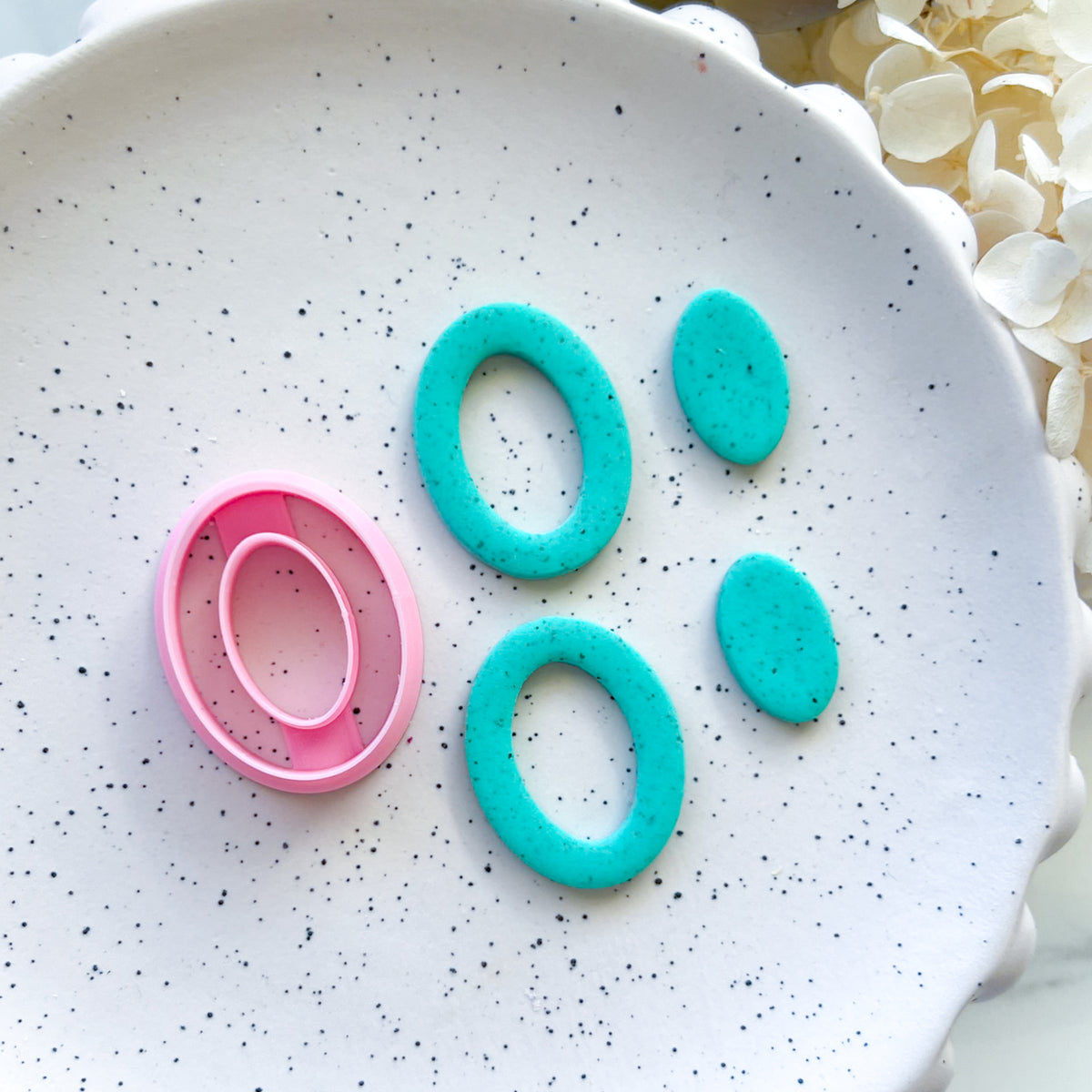 Link Cutter #5 – Kit & Co.