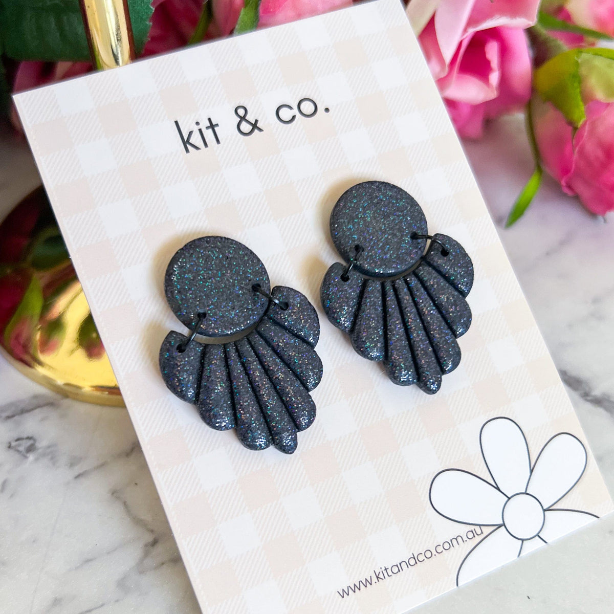 Crown with Imprint – Kit & Co.