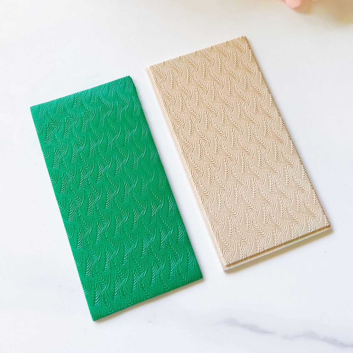 "Dancing Leaves" Texture Tile – Kit & Co.