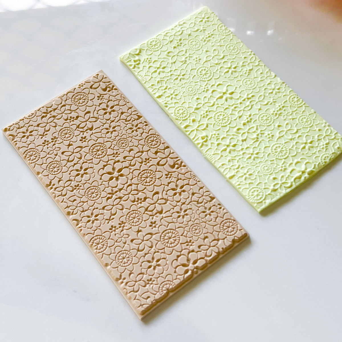 "Floral Web Embossed" Texture Tile – Kit & Co.