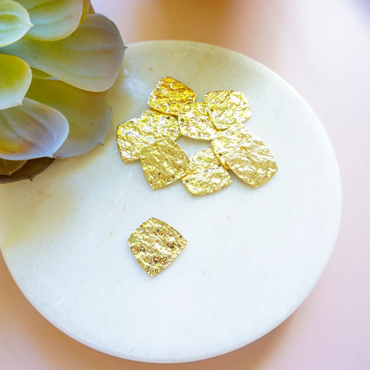 Textured Trapezoid Connector (10pcs) – Kit & Co.